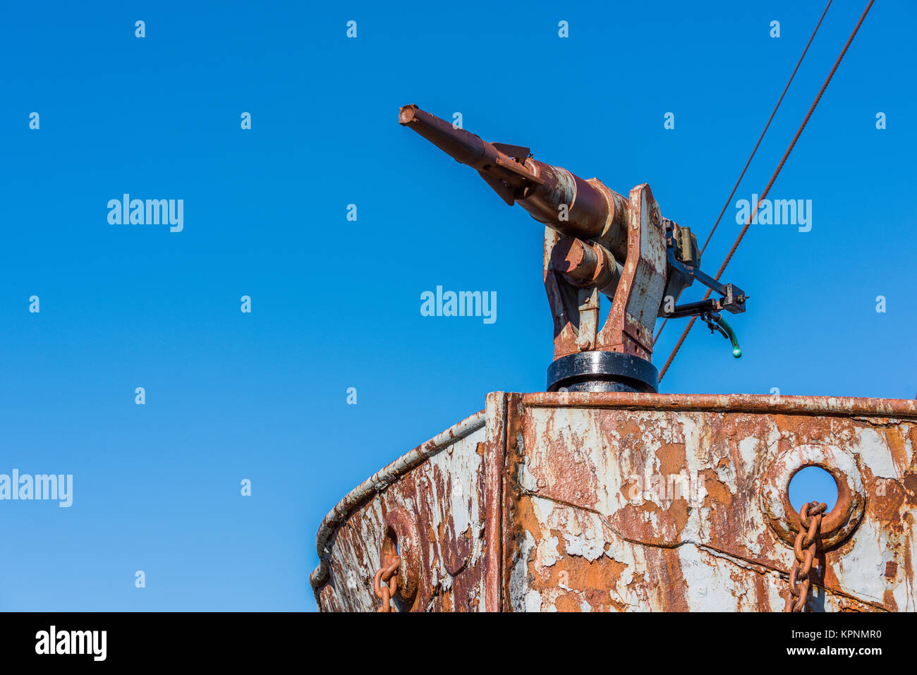 Close-up of harpoon gun on rusty bow Stock Photo - Alamy