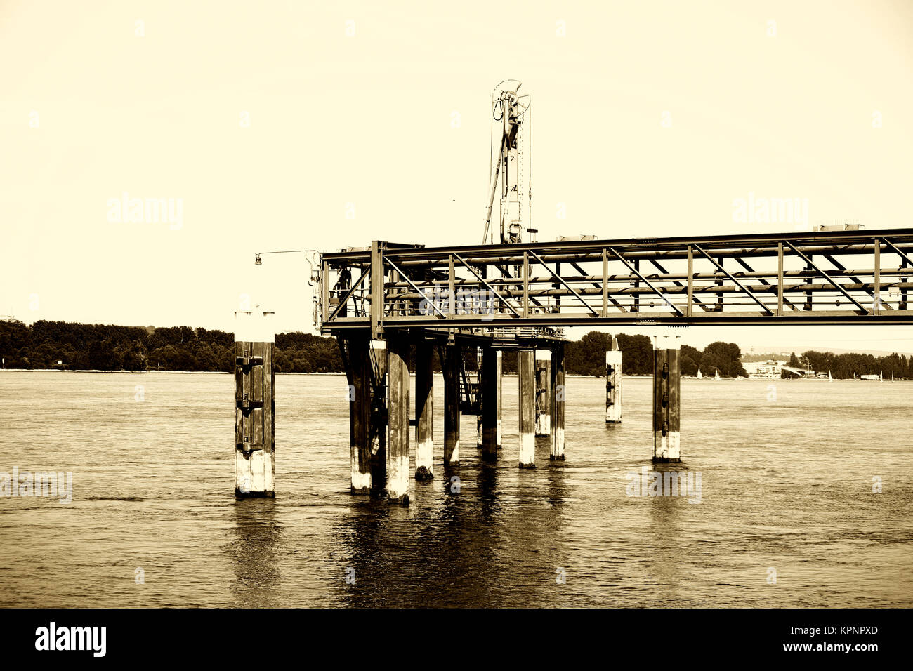 Pumpstation hi-res stock photography and images - Alamy