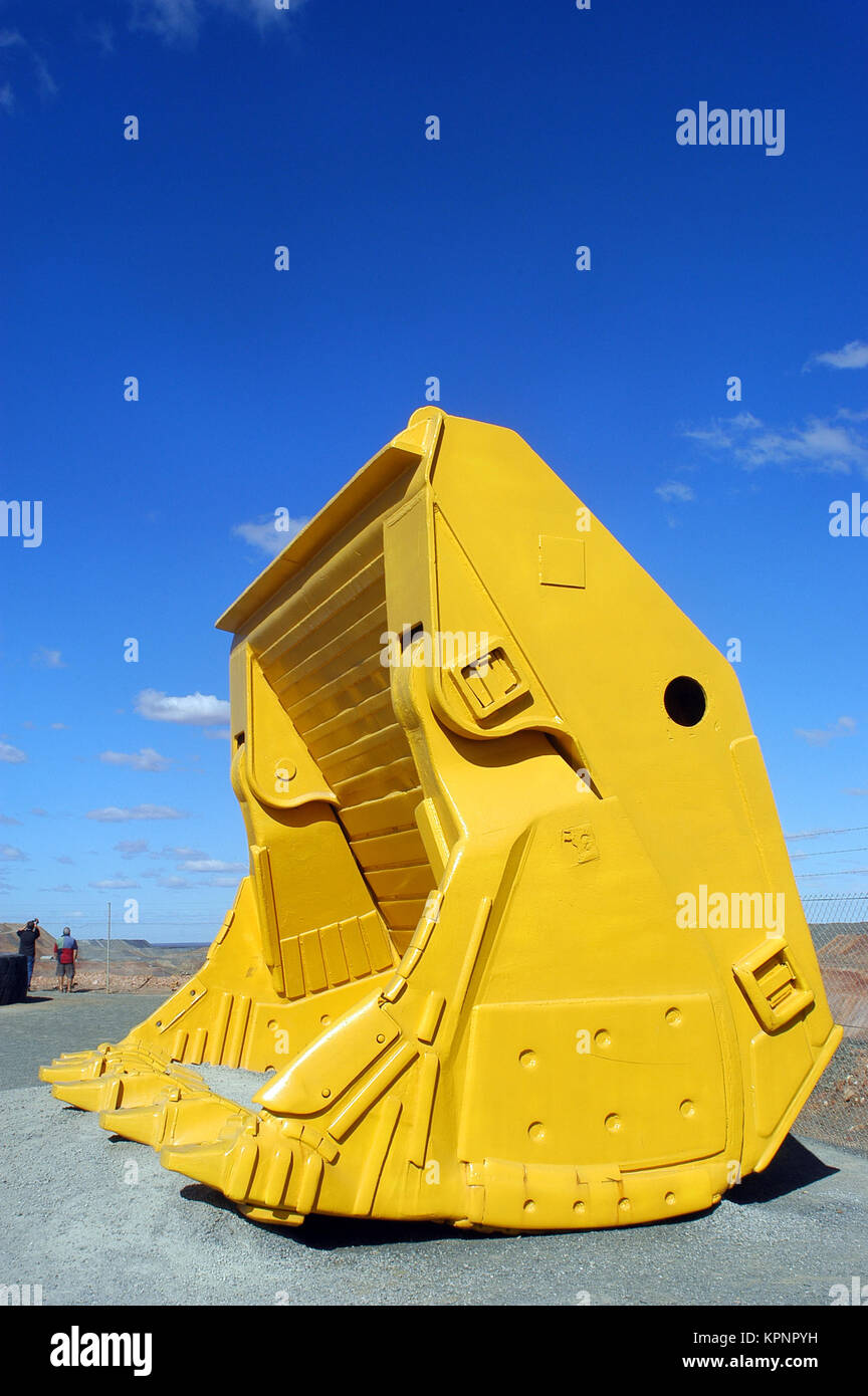 Mechanical Shovel High Resolution Stock Photography and Images - Alamy