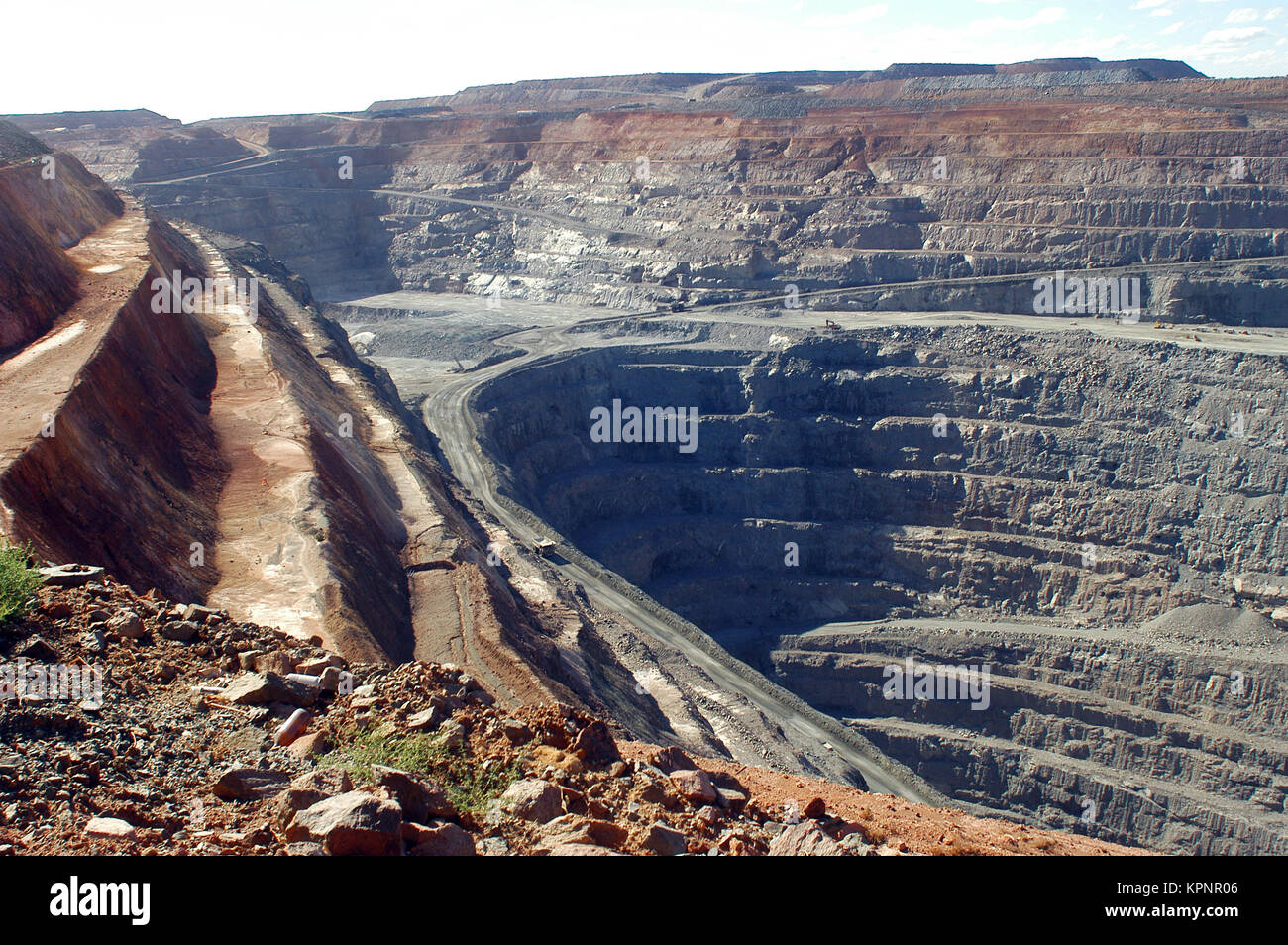 Kalgoorlie Mining Truck Stock Photos & Kalgoorlie Mining Truck Stock ...