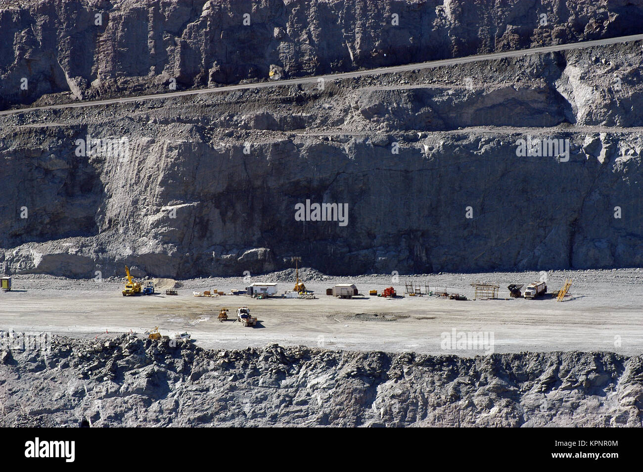 Hard Rock Gold Mining Stock Photos & Hard Rock Gold Mining Stock Images ...