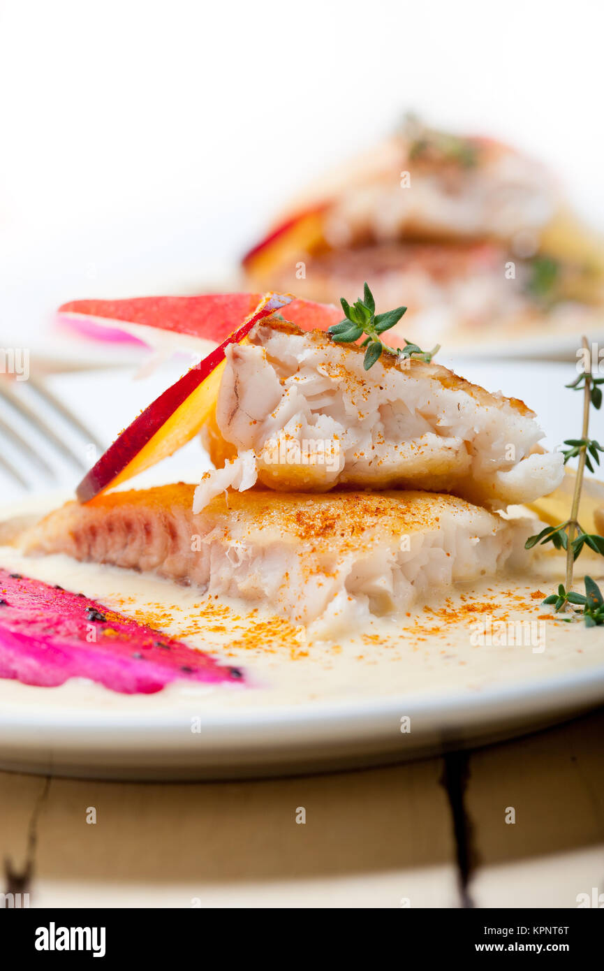 sea bream fillet butter pan fried Stock Photo - Alamy