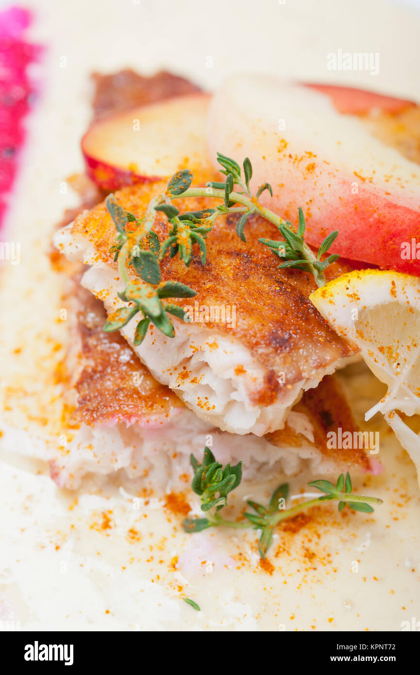 sea bream fillet butter pan fried Stock Photo - Alamy