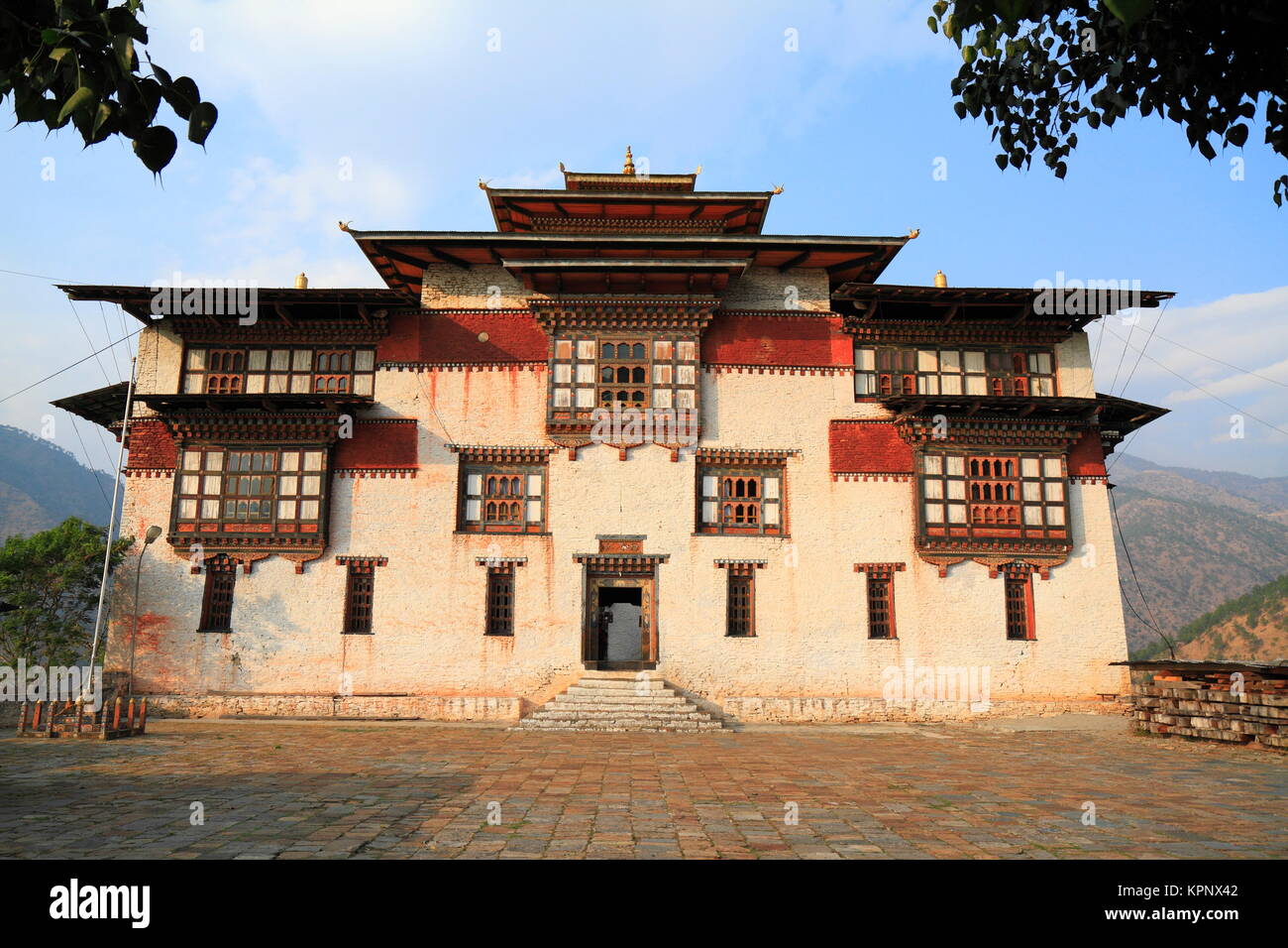 the trashigang dzong Stock Photo - Alamy