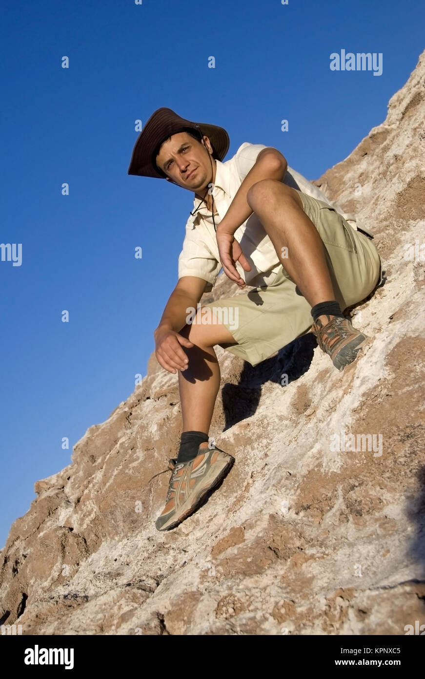 Model release , Junger Mann, 25+, in der Atacama-Wueste, Chile ...
