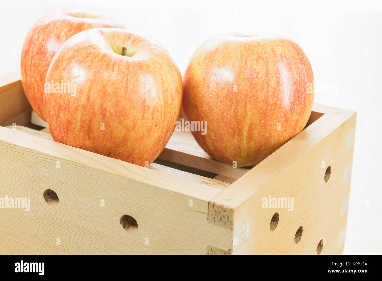 Apple in box Stock Photo - Alamy