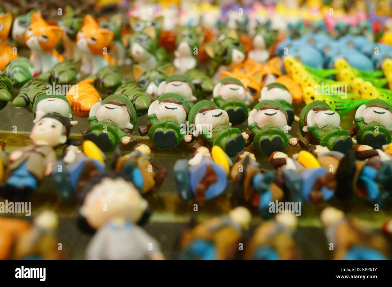 Small doll toys, with various shapes, witty and interesting. There are ...