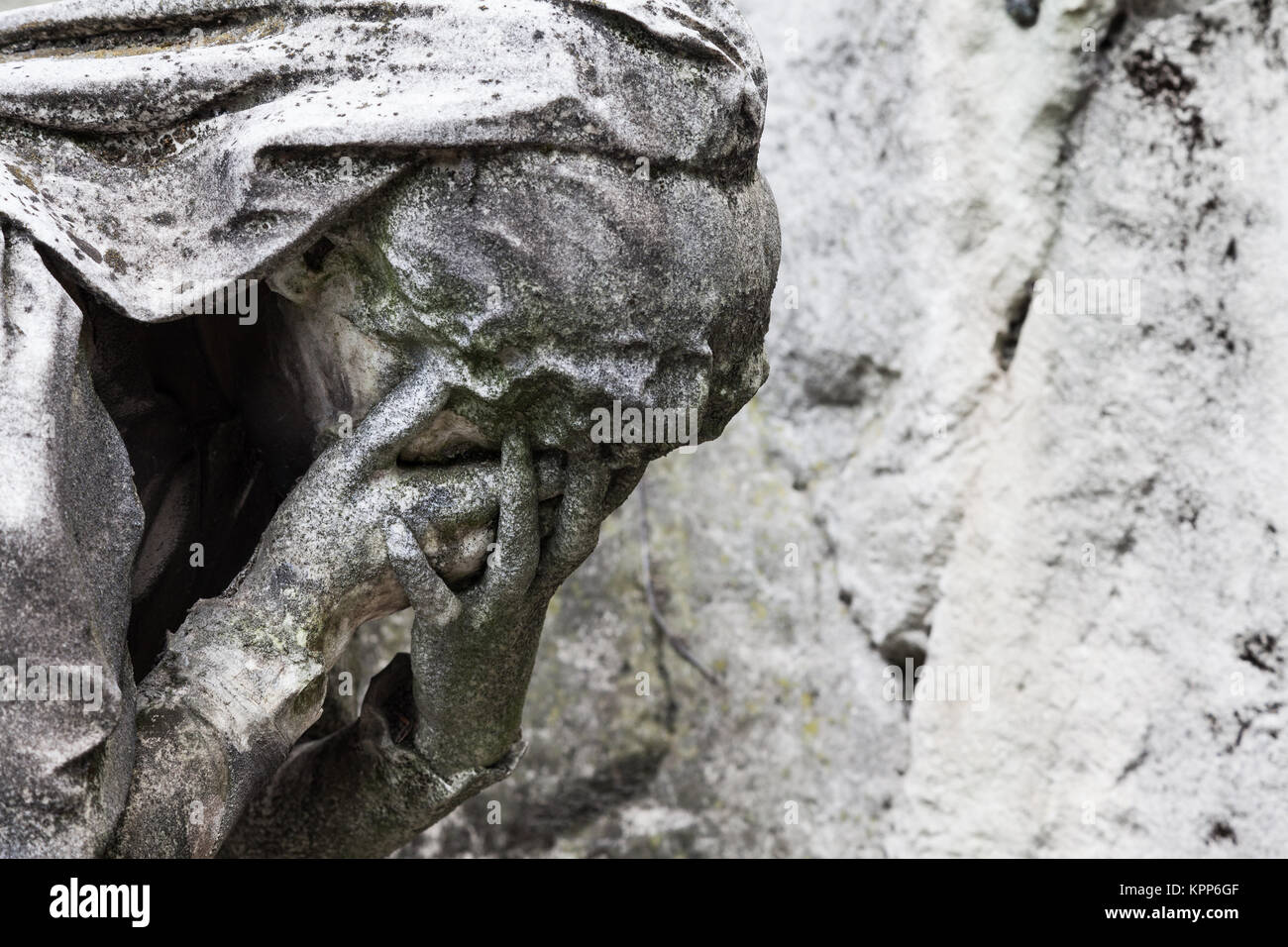 Old Cemetery statue Stock Photo - Alamy