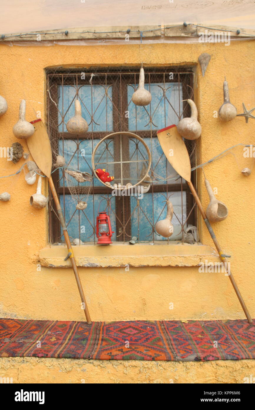 shop window with souvenirs,souvenirs Stock Photo - Alamy