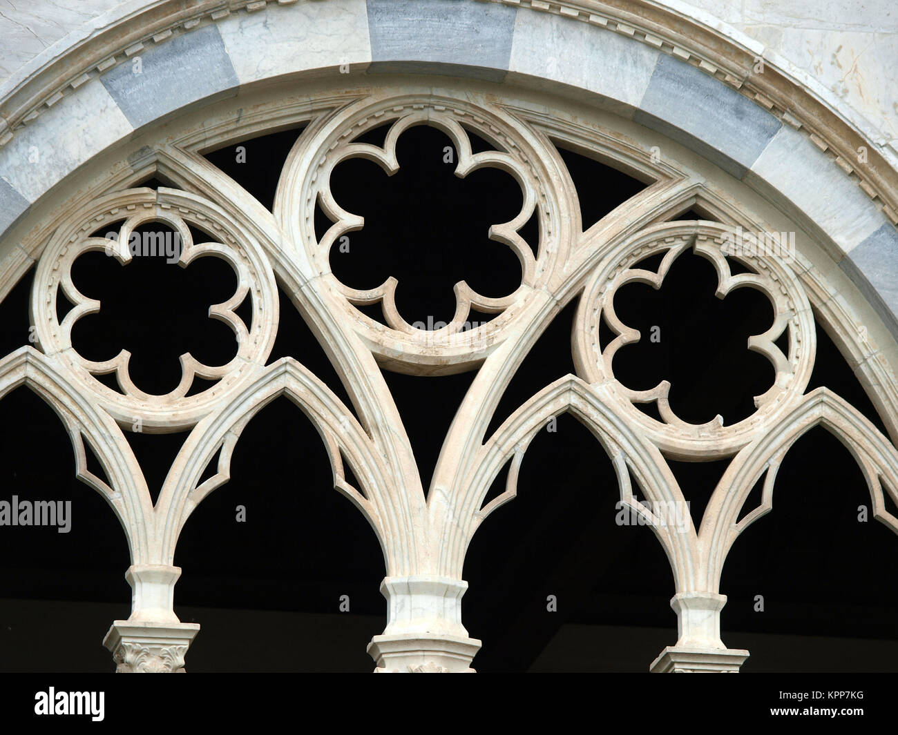 Pisa - Camposanto - Very beautiful Gothic windows with traceries Stock ...