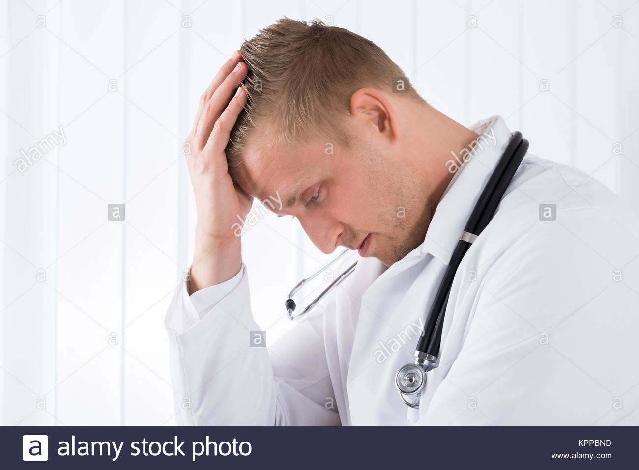 Doctor And Patient Unhappy Stock Photos & Doctor And Patient Unhappy ...