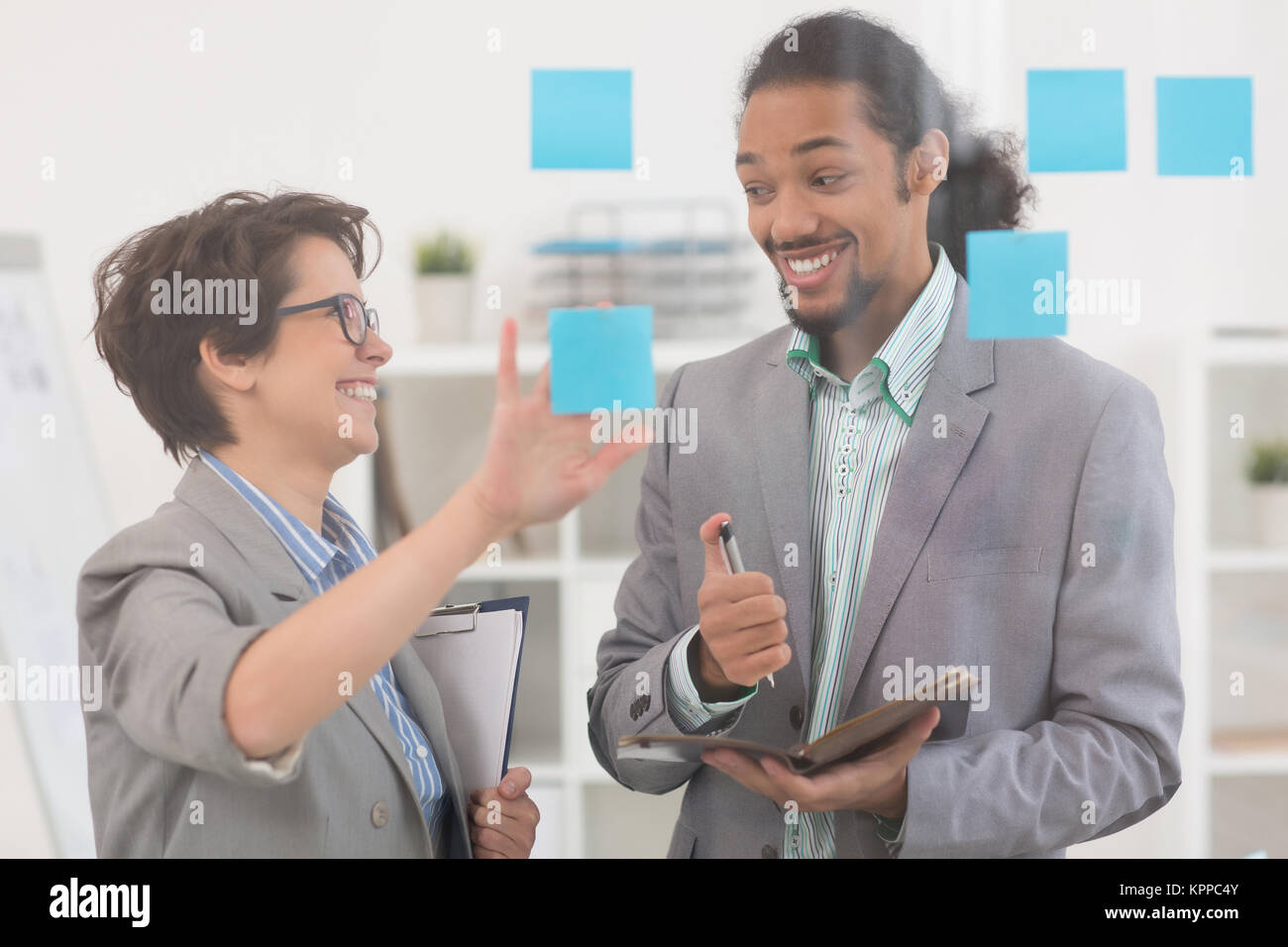 Woman man teamwork strategy hi-res stock photography and images - Alamy