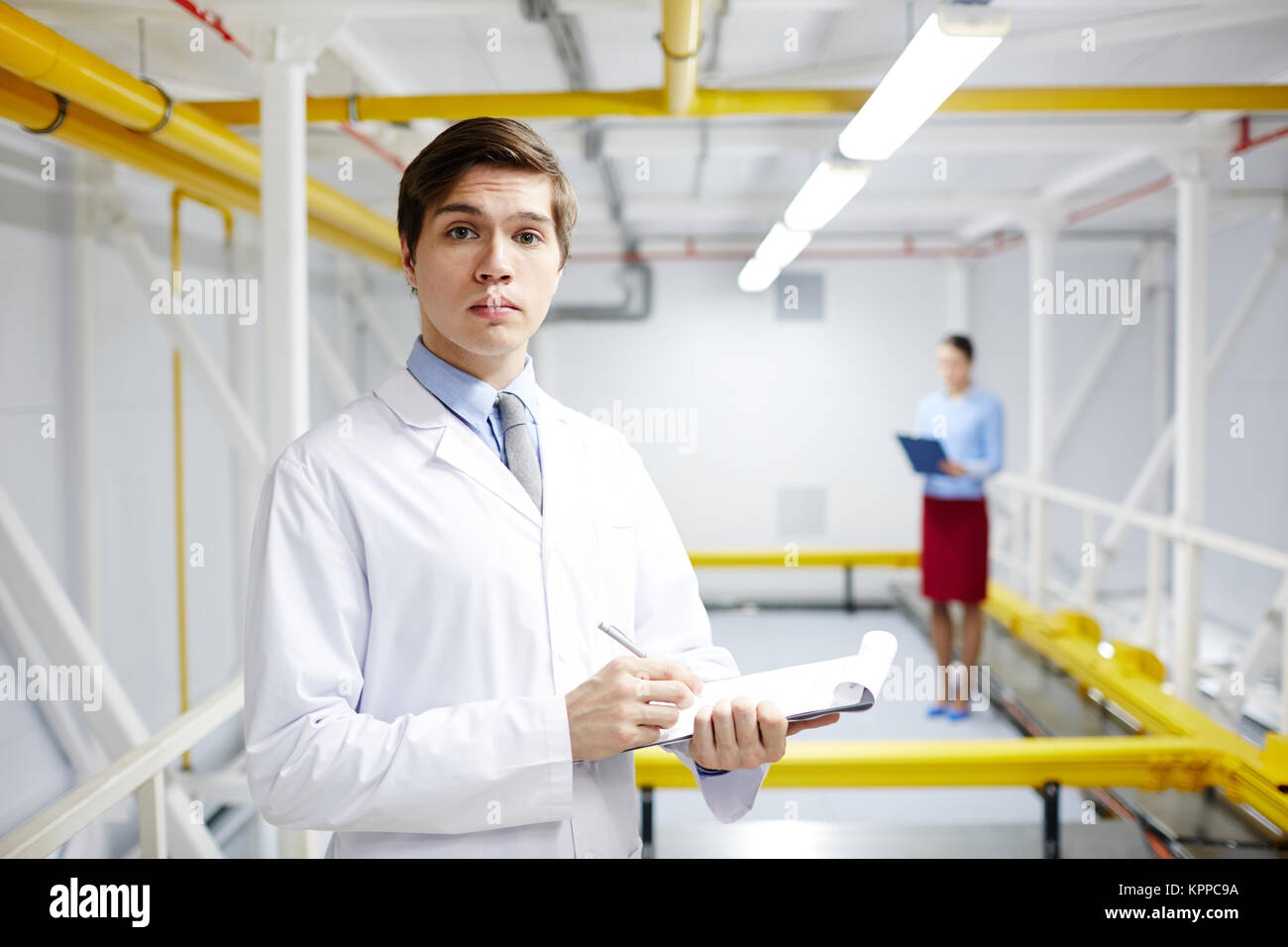 Engineer staff hi-res stock photography and images - Alamy