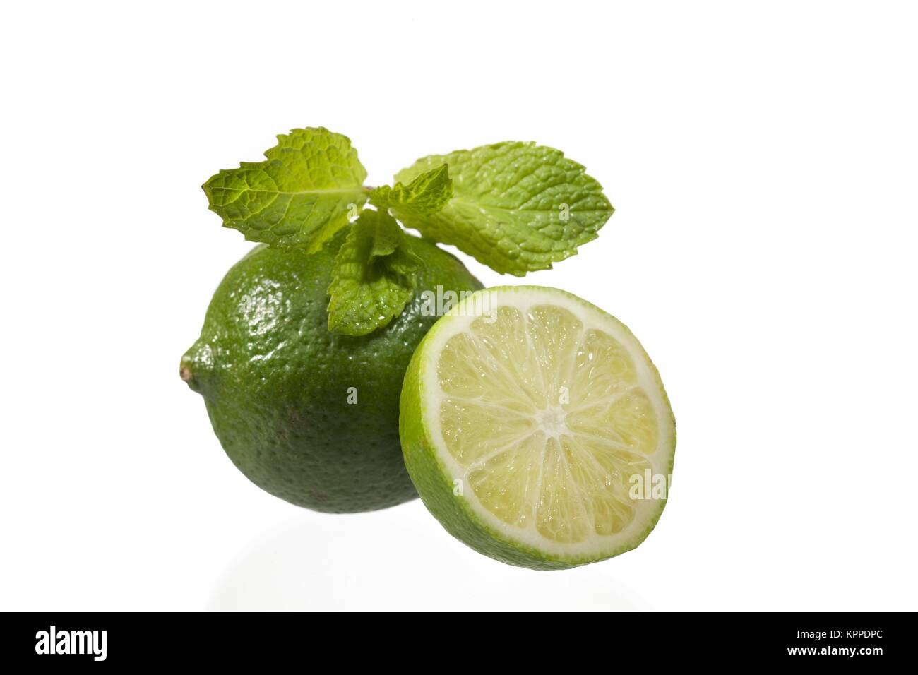 lemon and peppermint Stock Photo - Alamy