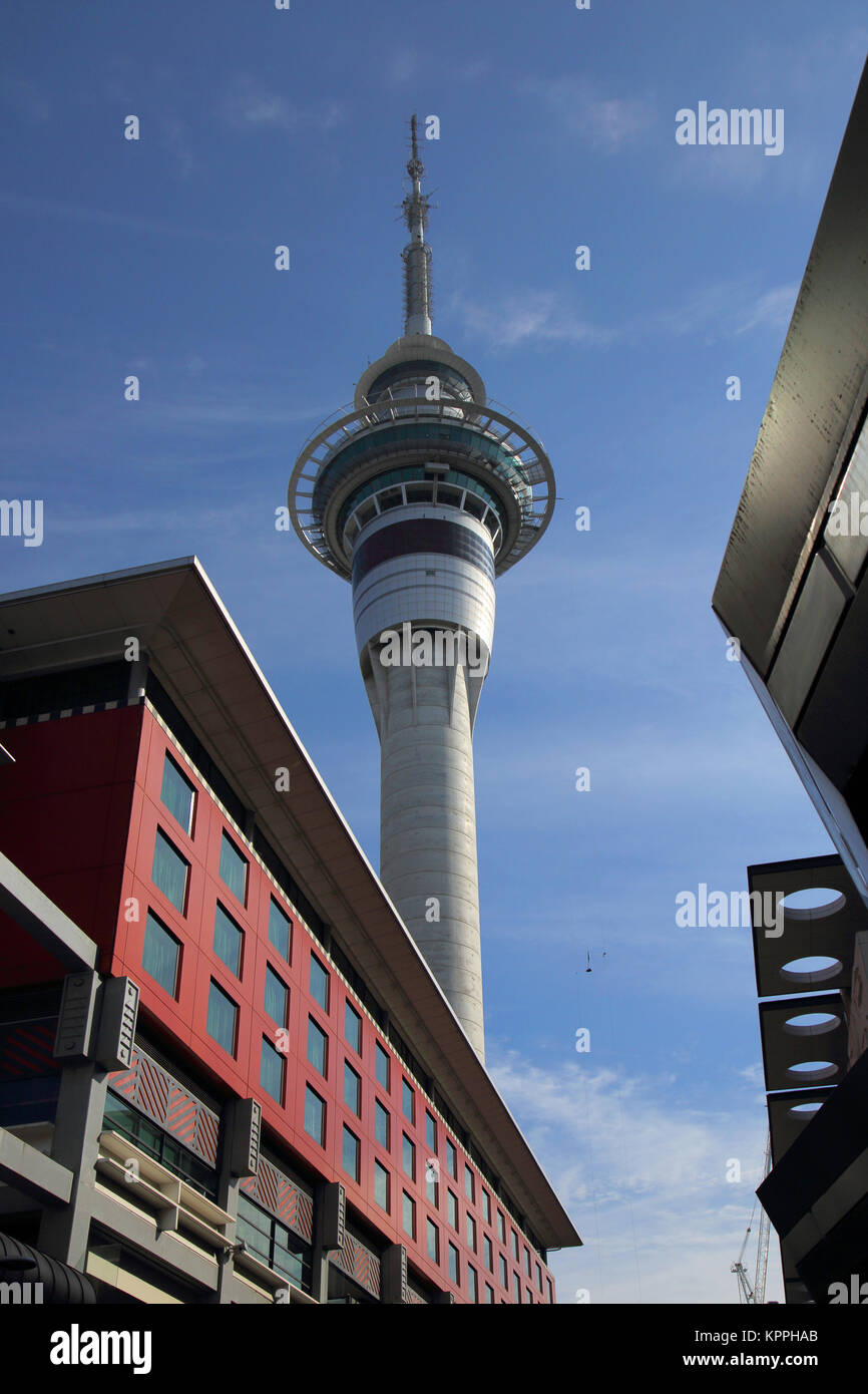 Auckland sky tower new zealand hi-res stock photography and images - Alamy