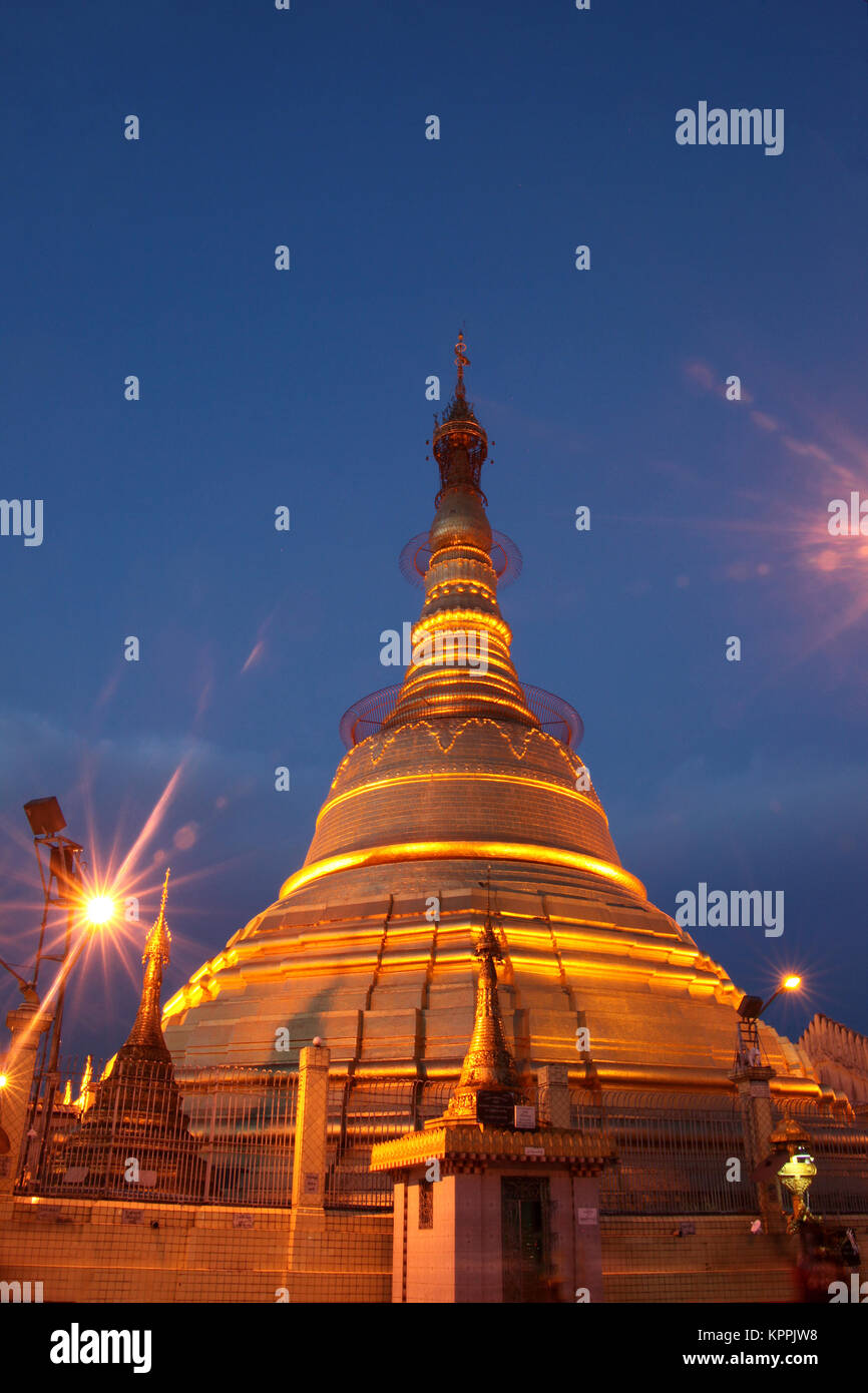 Golden stupa at twilight at Botataung Pagoda, Buddha’s First Sacred ...