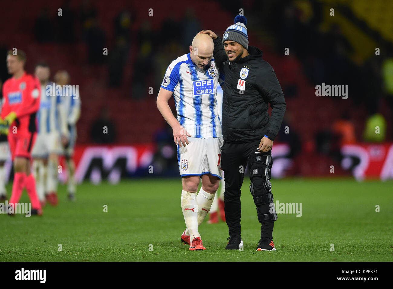 Aaron mooy celebrate victory hi-res stock photography and images - Alamy