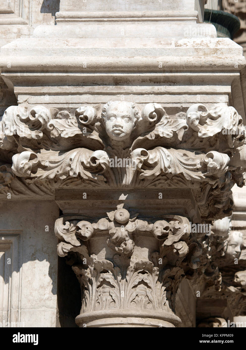 Imperishable beauty of details on the Doge's Palace, Venice Stock Photo ...
