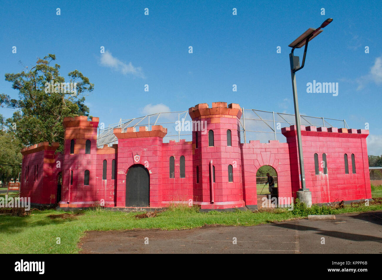 SCHOFIELD BARRACKS — Pictured is Ralston Field Engineer Castle at Watts ...