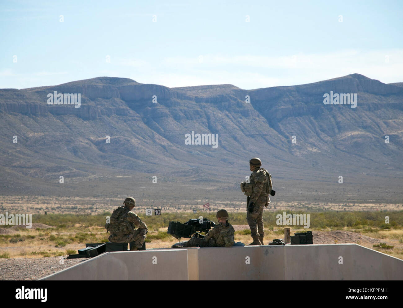 Members of the Oklahoma Army National Guard from 1st Squadron, 180th ...