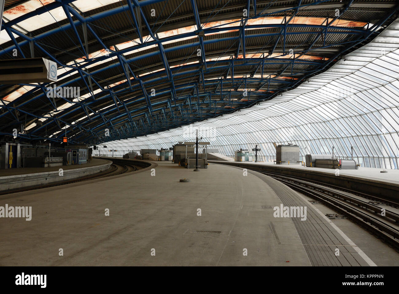 Waterloo Station Eurostar Train Stock Photos & Waterloo Station ...