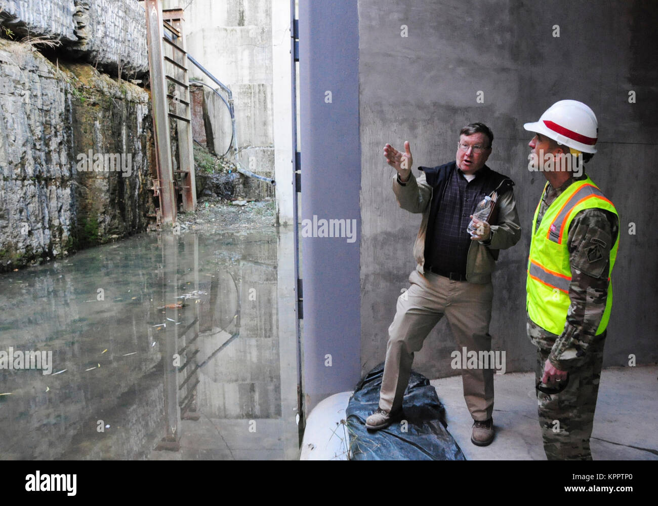 Don Getty, project manager for the Kentucky Lock Addition Project ...