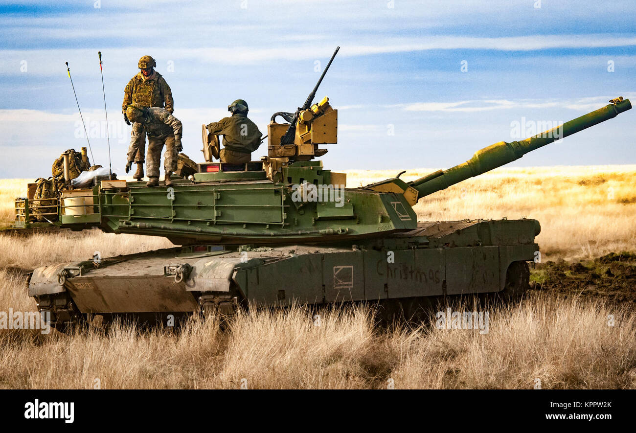 Soldiers from 1st Battalion, 18th Infantry Regiment, 2nd Armored ...