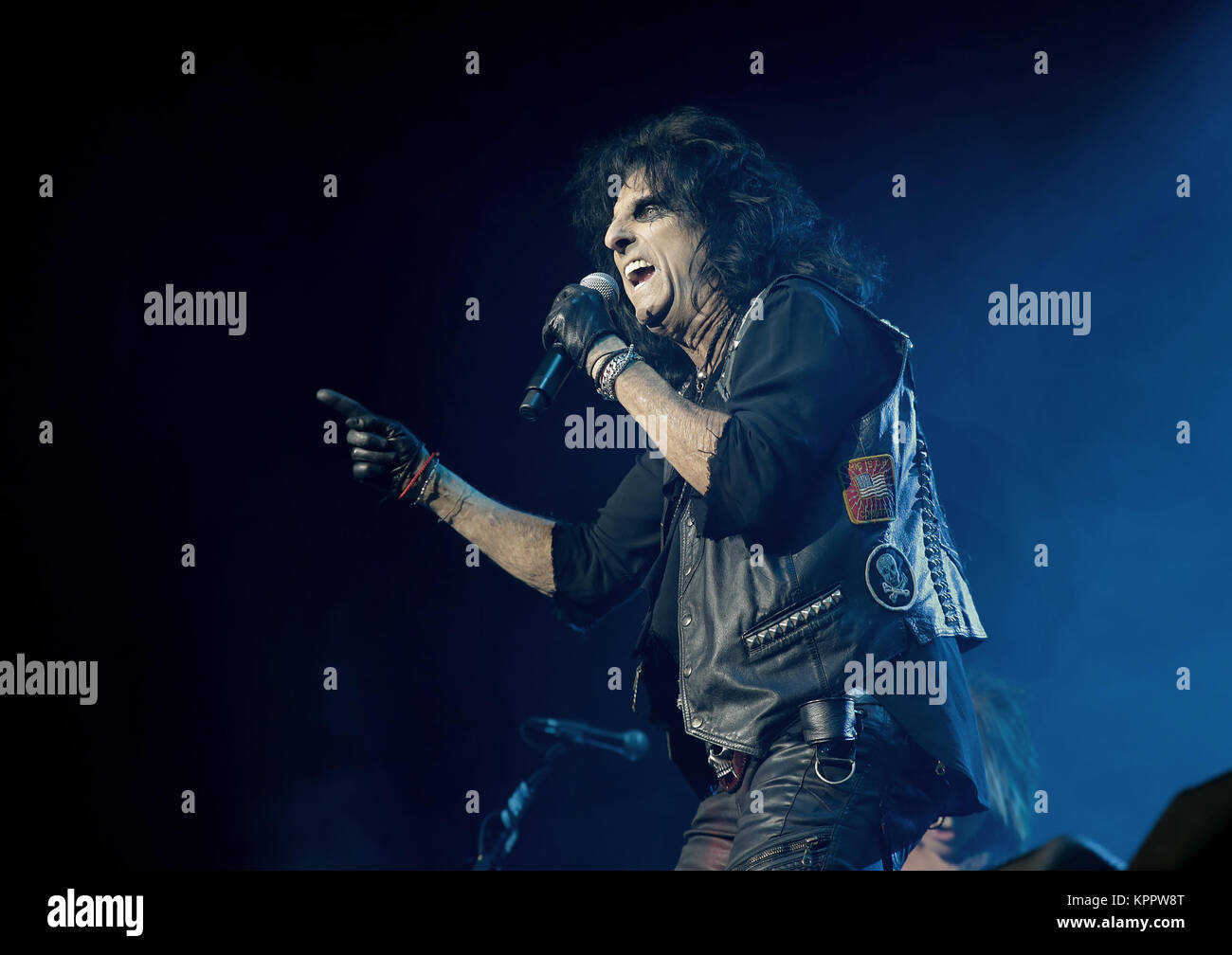 Alice Cooper performing at Manchester Arena Featuring: Alice Cooper ...