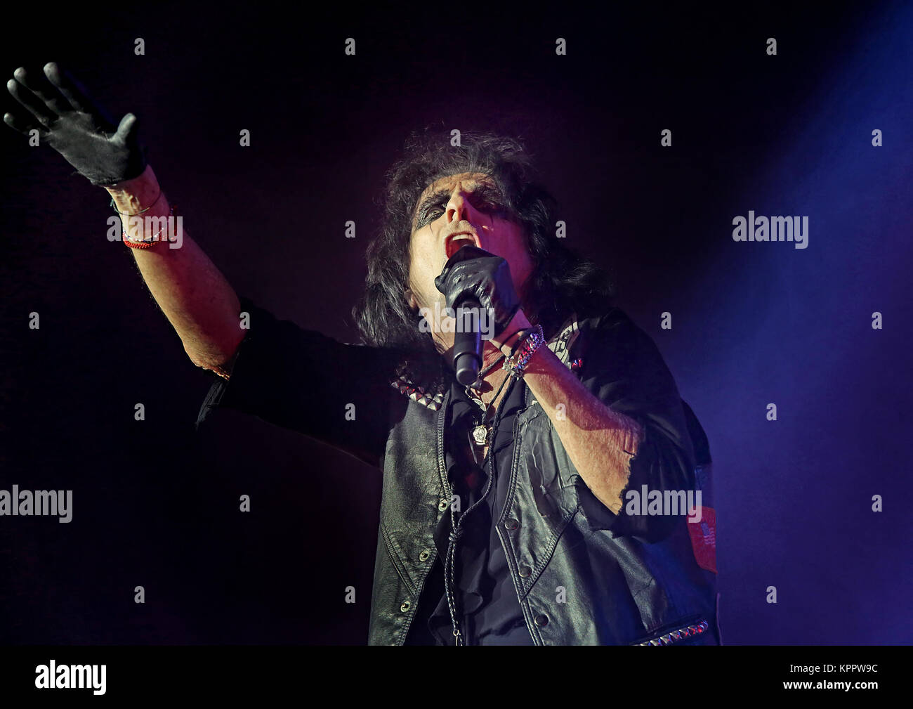 Alice Cooper performing at Manchester Arena Featuring: Alice Cooper ...
