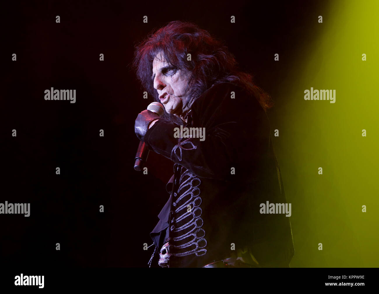 Alice Cooper performing at Manchester Arena Featuring: Alice Cooper ...