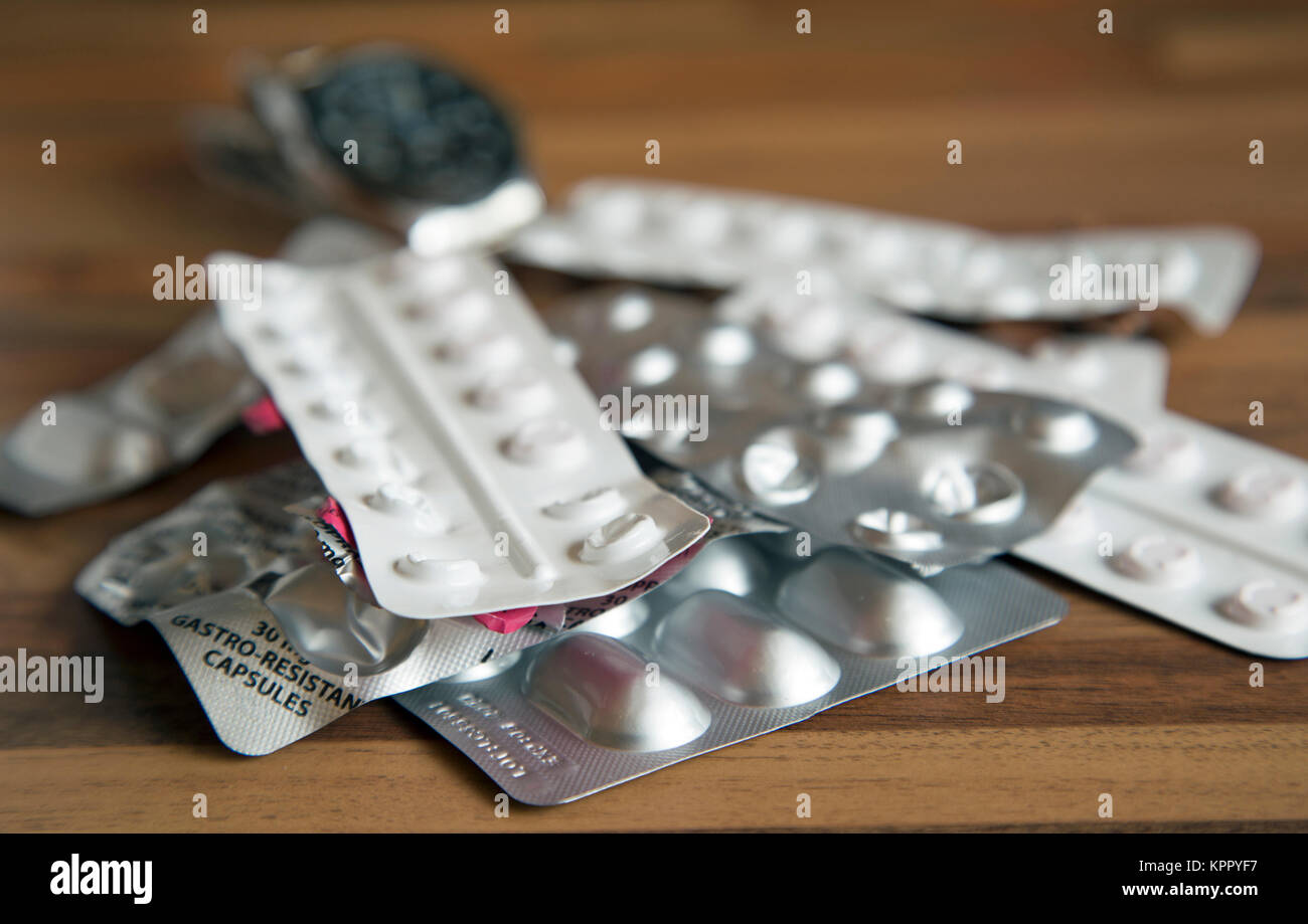 Prescription medicines packets hi-res stock photography and images - Alamy