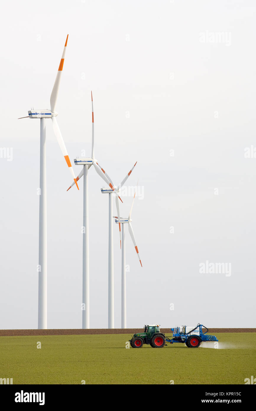 Europe, Germany, wind power plants near Bedburg. Europa, Deutschland ...