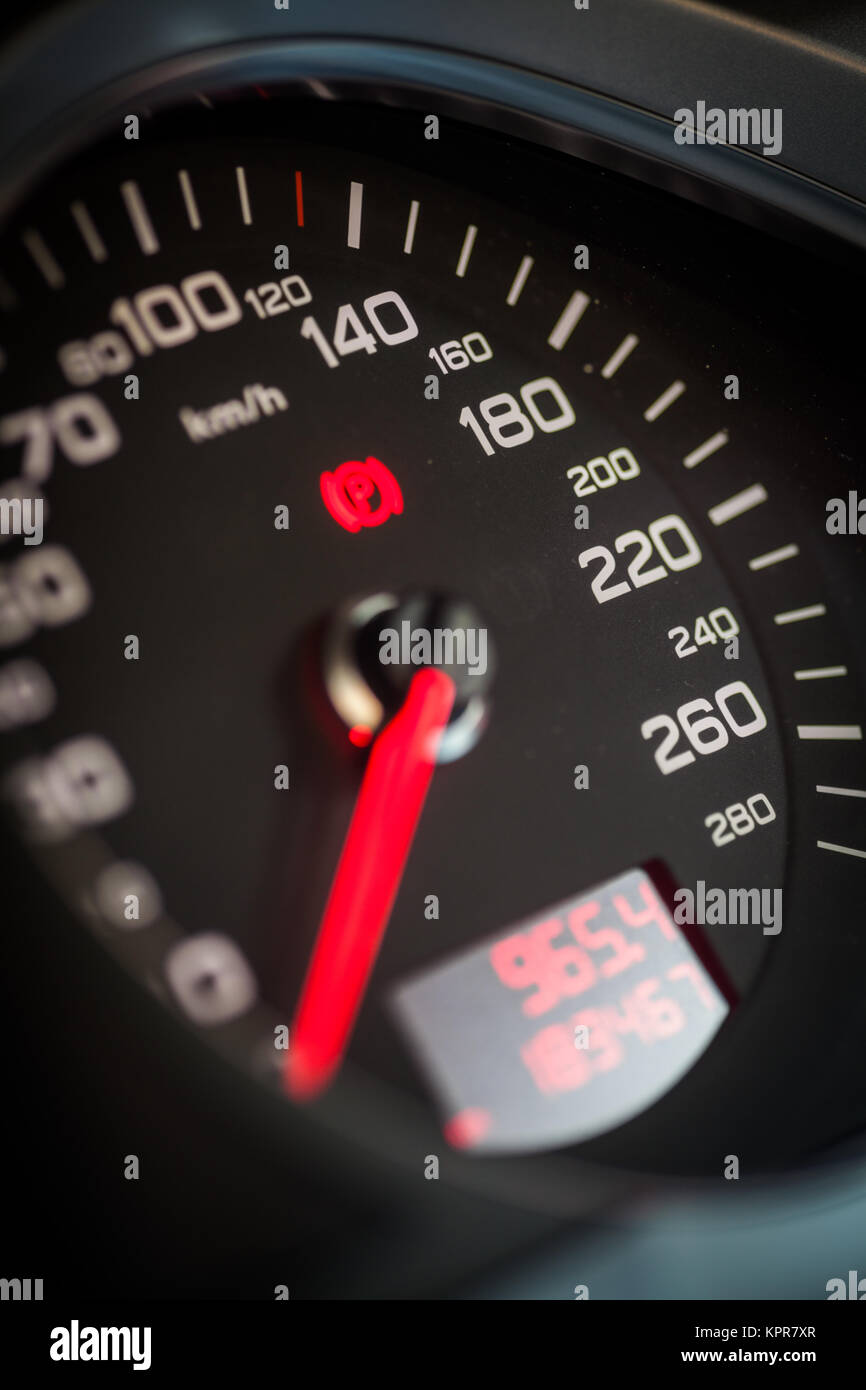 High speed camera image hi-res stock photography and images - Alamy