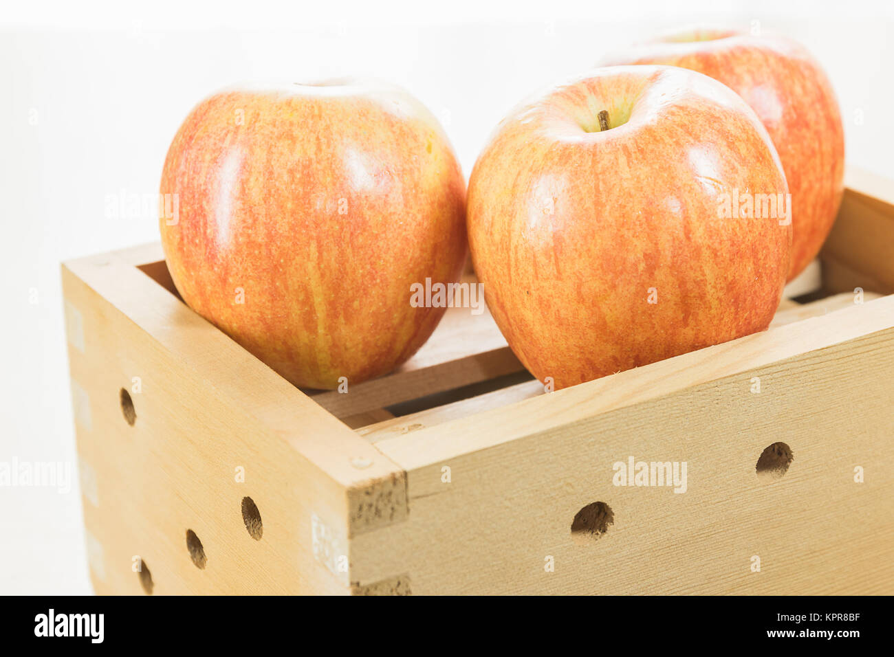 Apple in box Stock Photo - Alamy