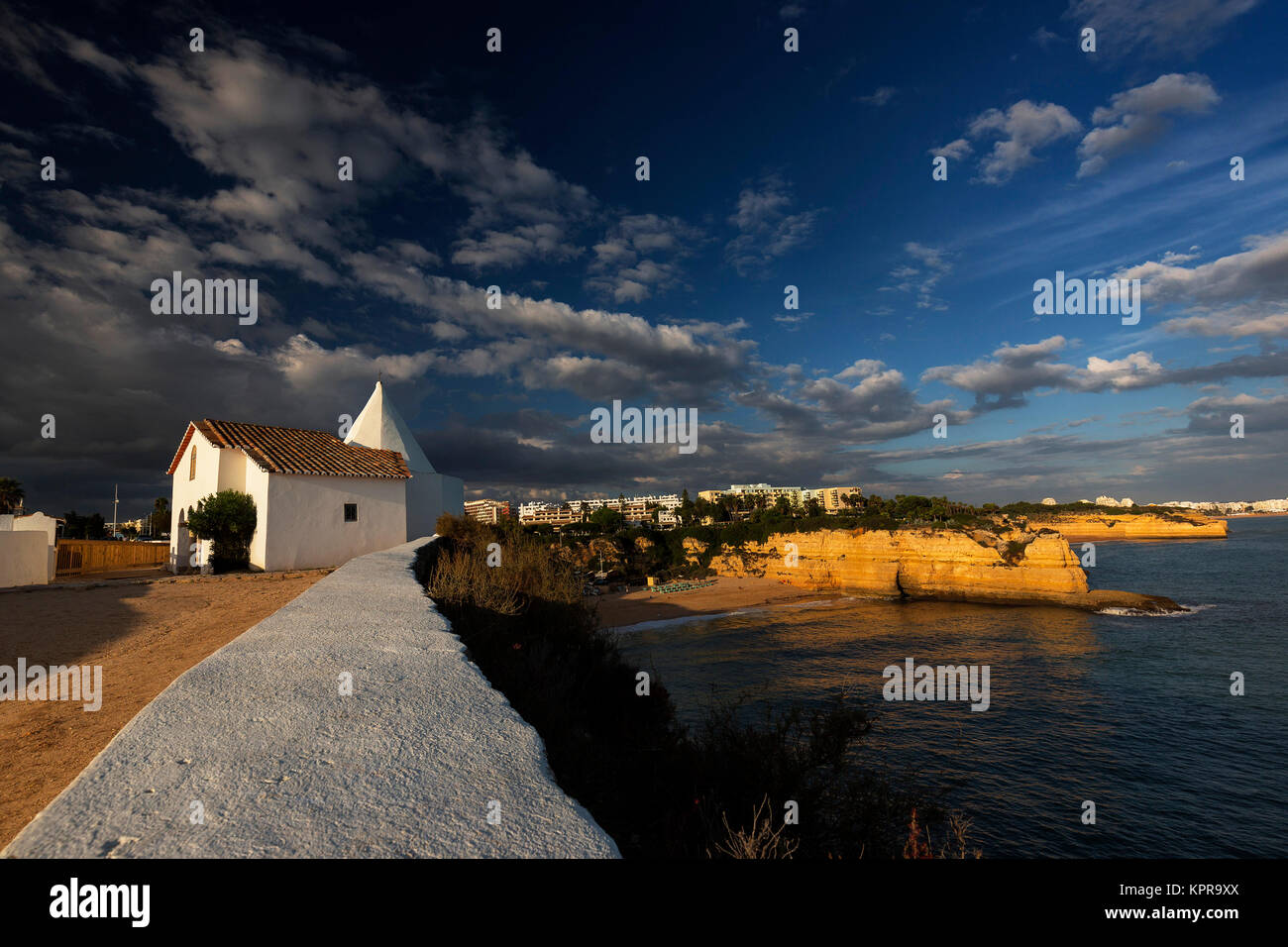 PORTUGAL, ALGARVE, nossa senhora da rocha, Lagoa, 20.10.2015 Portugal ...