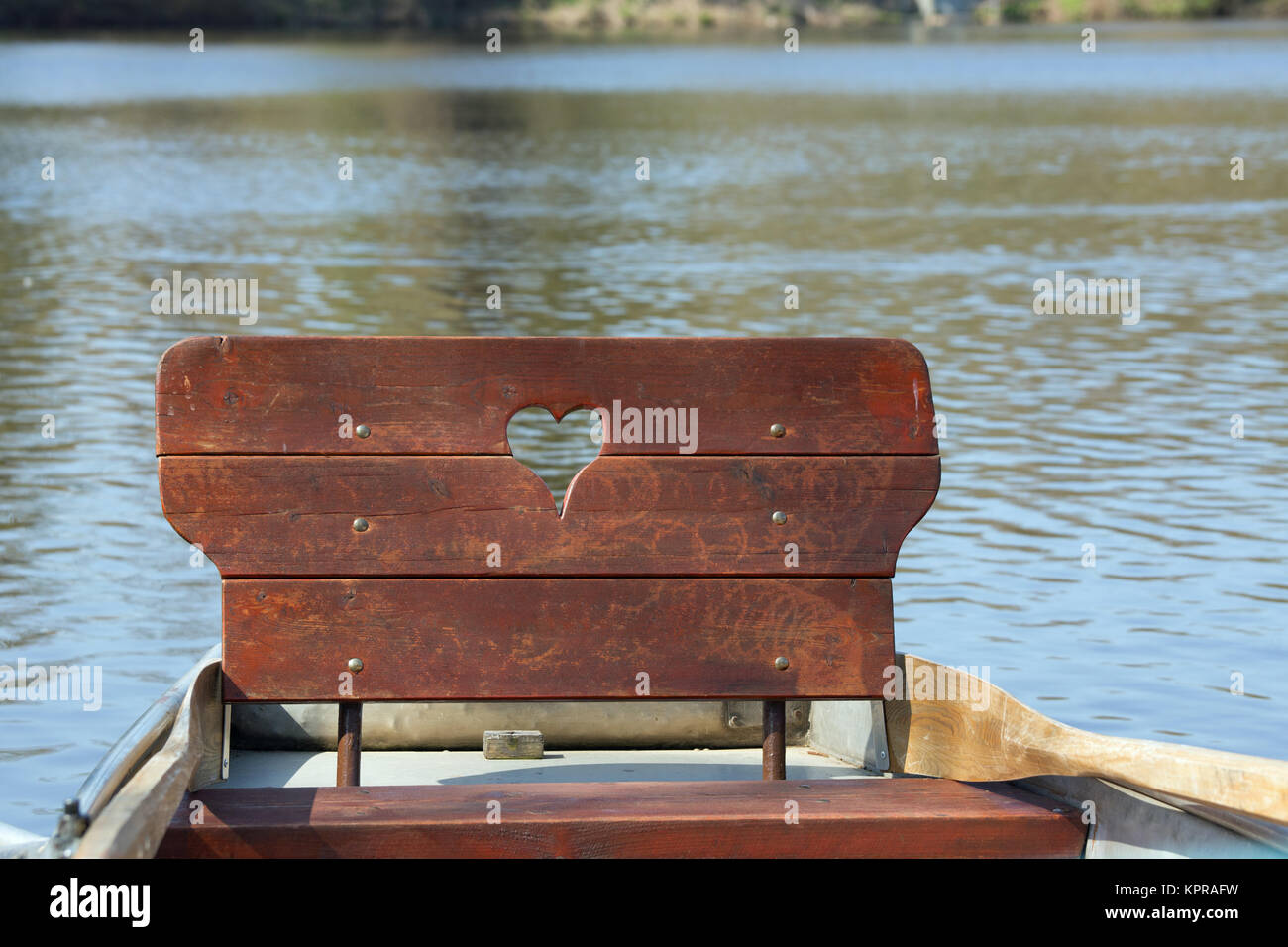 Rowing boat cut out hi-res stock photography and images - Alamy