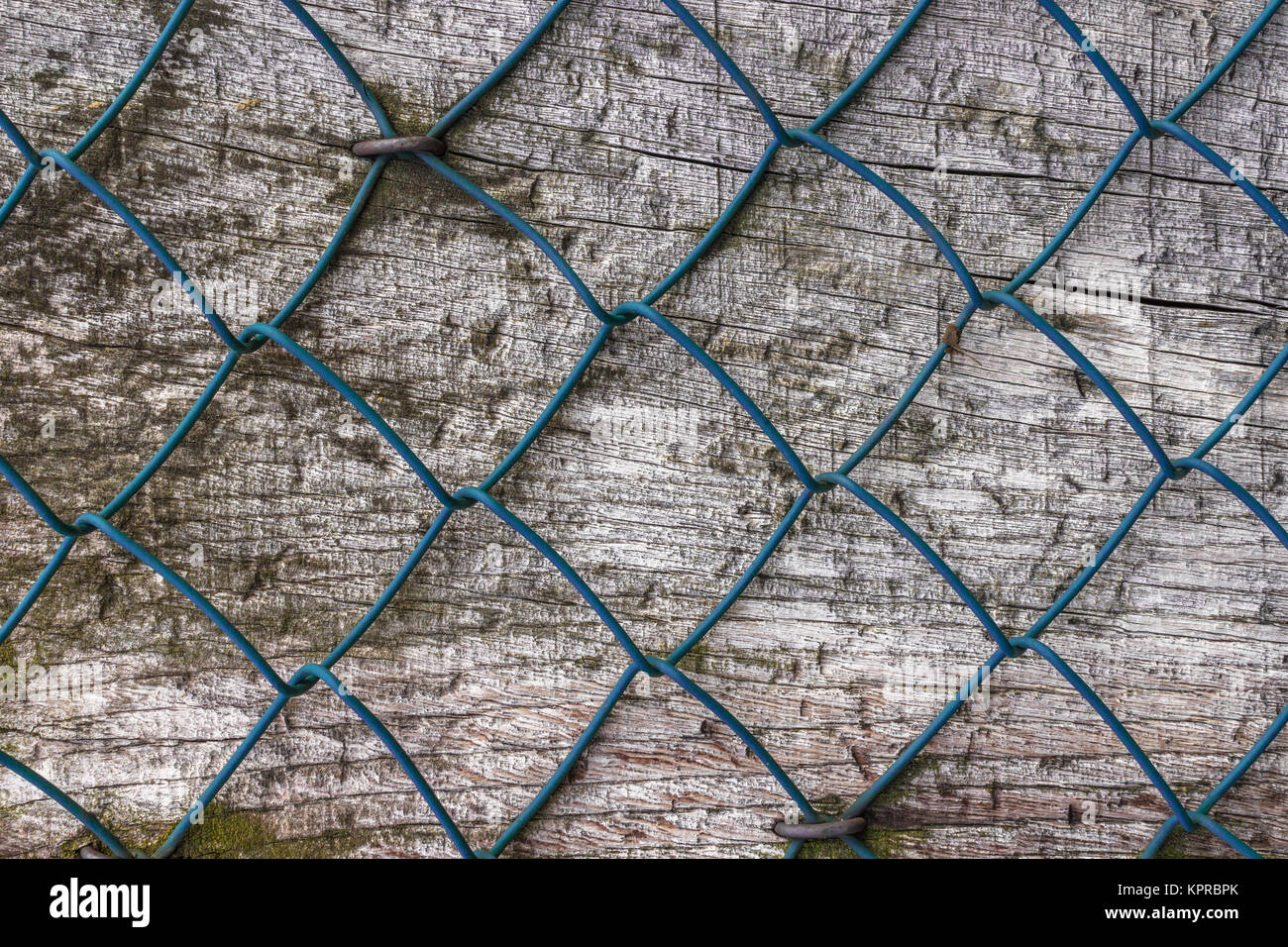 Rusty steel mesh fence hi-res stock photography and images - Alamy