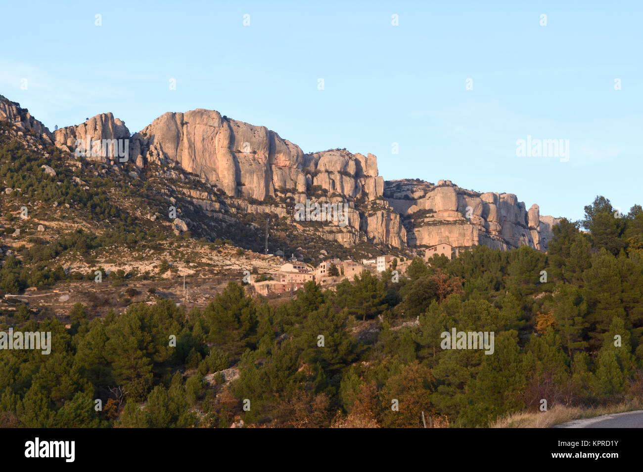 Sunset at the Montsant mountain near Morera de Montsant, Tarragona ...