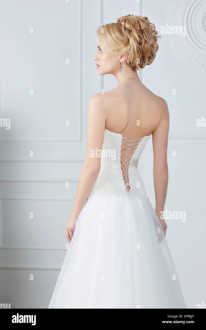 Bride. Back view Stock Photo - Alamy