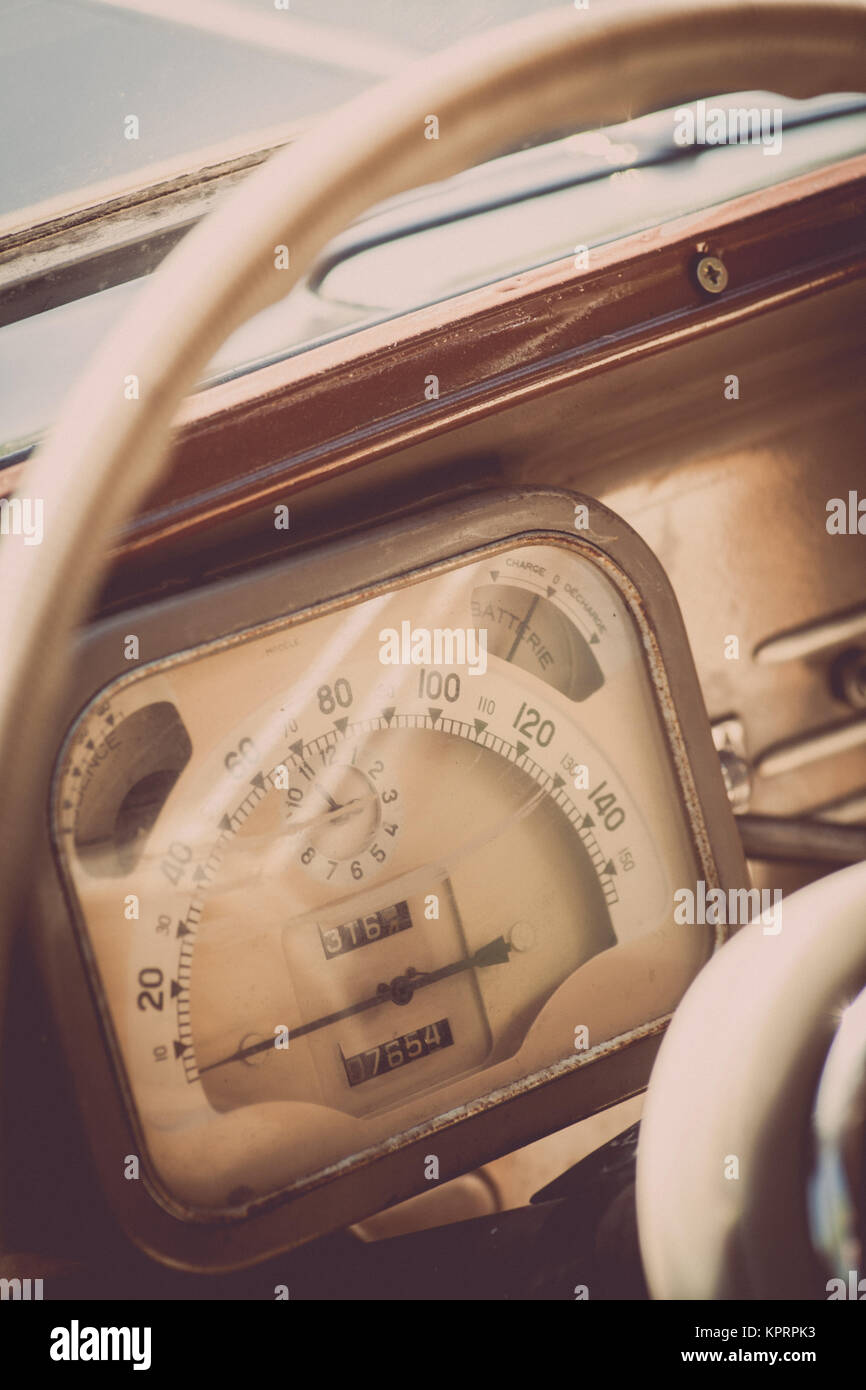 Retro car dashboard Stock Photo - Alamy