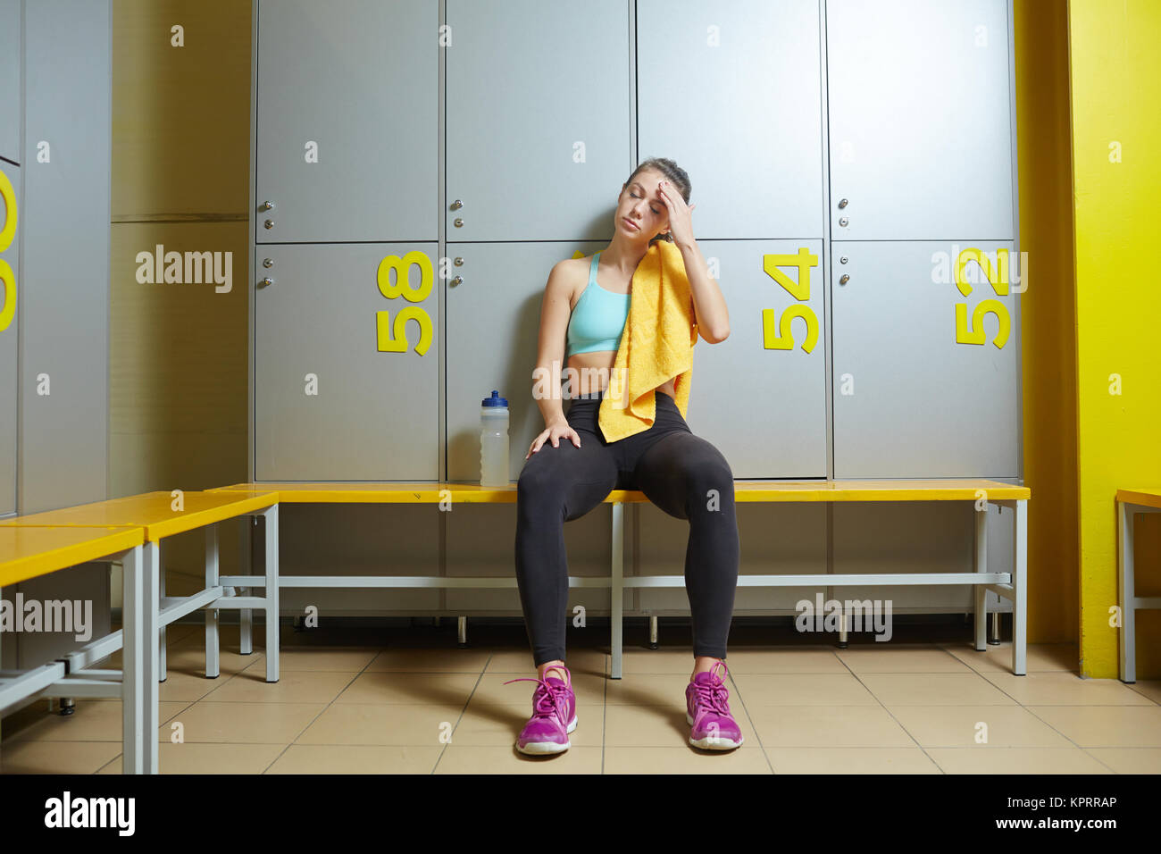 Break challenge hi-res stock photography and images - Alamy