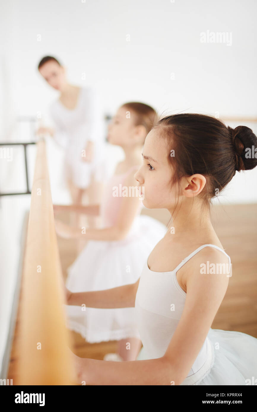 Girls in ballet class Stock Photo - Alamy