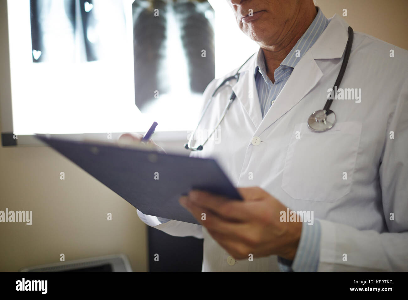 Medical notes hi-res stock photography and images - Alamy