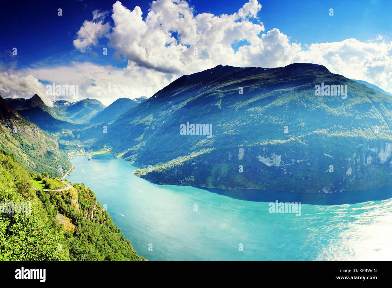 Geiranger fjord norway hi-res stock photography and images - Alamy