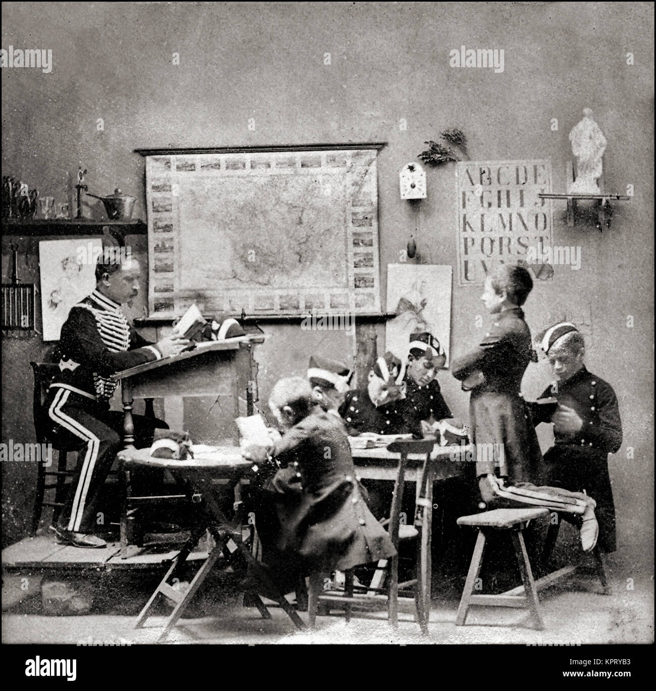 French uniforms hi-res stock photography and images - Alamy