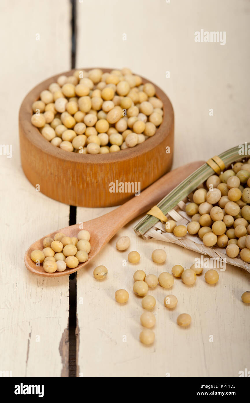 organic soya beans Stock Photo - Alamy