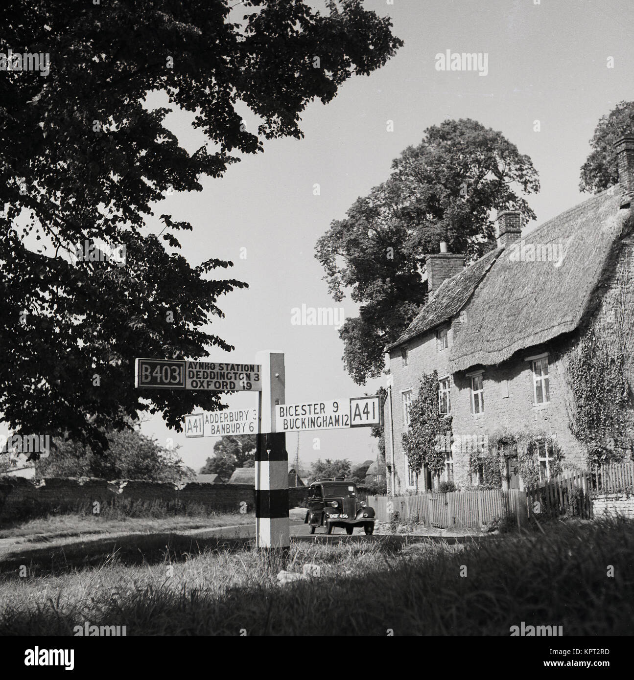 1950s, historical, England, road sign showing the B403 to Oxford or the ...