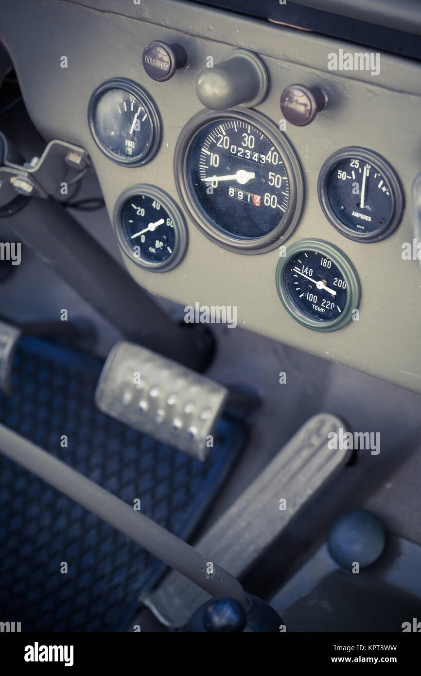 Color image of the dashboard of a retro car Stock Photo - Alamy