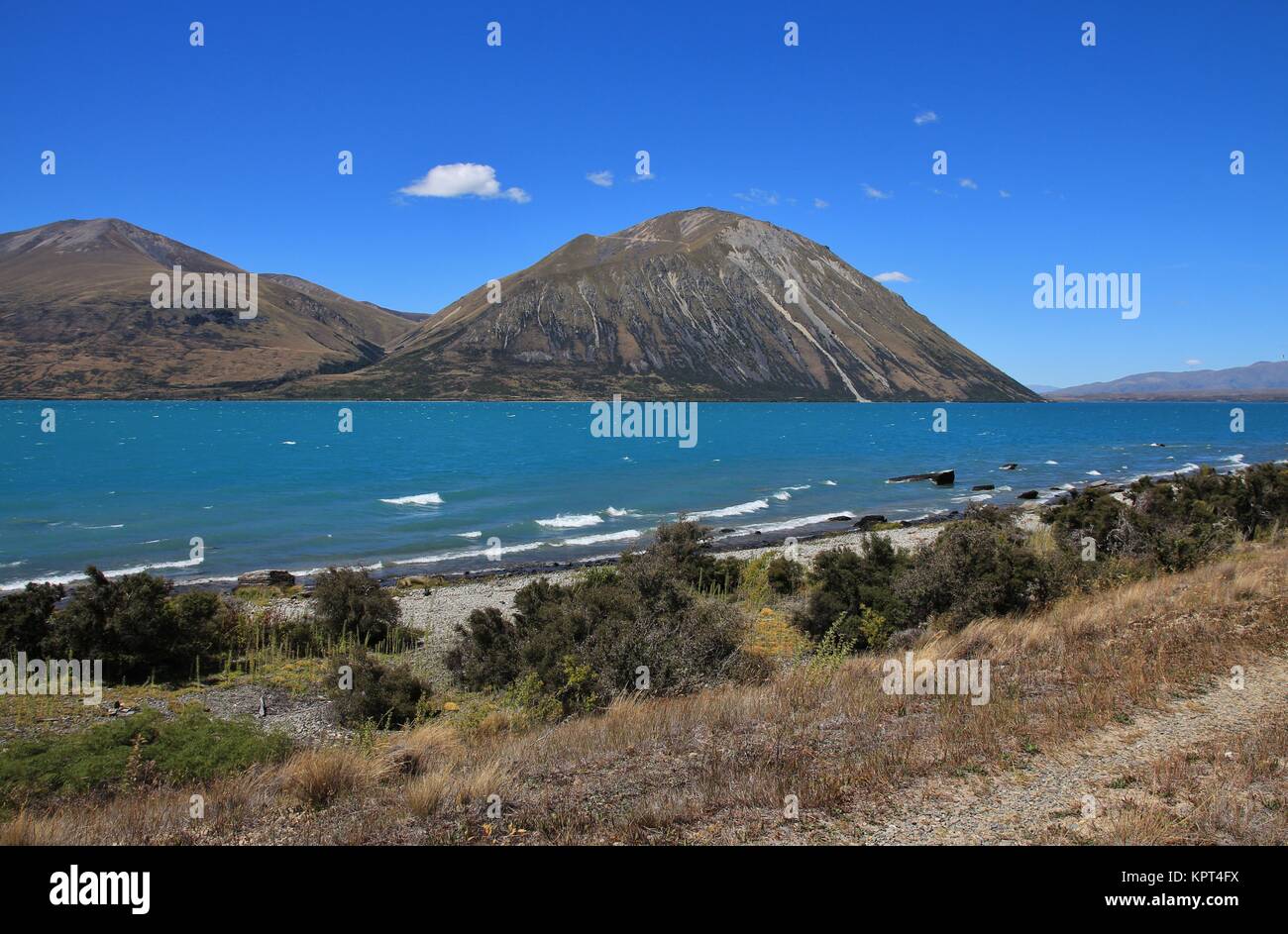 Lake Ohau and Ben Ohau Range, New Zealand Stock Photo - Alamy
