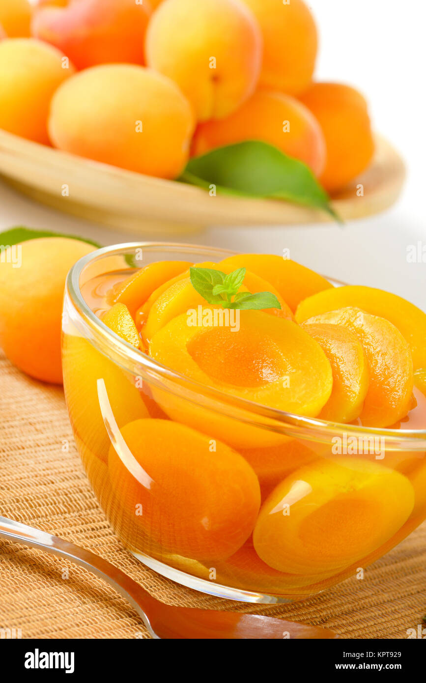 Bowl of apricot compote Stock Photo - Alamy